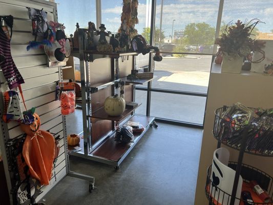 PURPLE HEART DESERT THRIFT SHOP - Updated December 2025 - 12 Photos ...