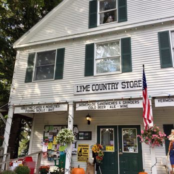 LYME COUNTRY STORE - Updated January 2026 - 24 Photos - 13 Main St ...