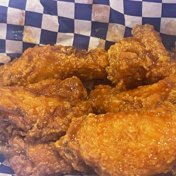 FRANK’S FAMOUS CHICKEN & WAFFLE - Updated October 2025 - 559 Photos ...