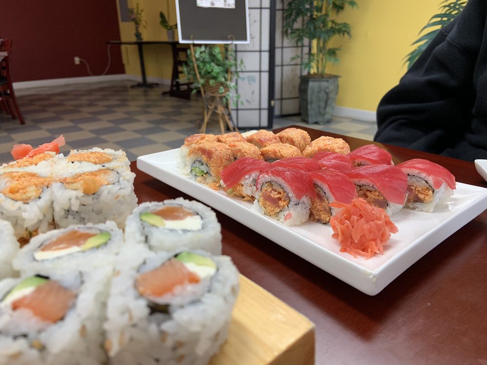 SUSHI RED - 105 Photos & 203 Reviews - 450 East St, Plainville, CT ...