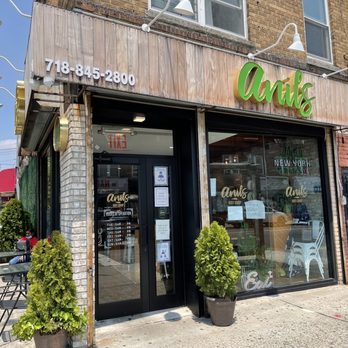 ANIL’S ROTI SHOP & BAKERY - Updated July 2025 - 40 Photos & 64 Reviews ...