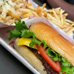 HIPBURGER - Updated July 2025 - 126 Photos & 119 Reviews - 791 E Butler ...