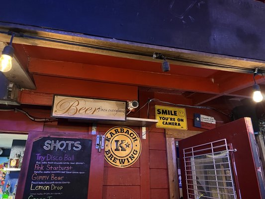 TINIEST BAR IN TEXAS - 81 Photos & 125 Reviews - 817 W 5th St, Austin ...