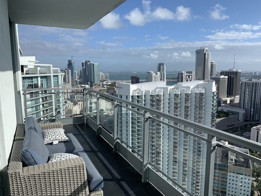 MINT CONDOMINIUM - 39 Photos & 26 Reviews - 92 Sw 3rd St, Miami ...
