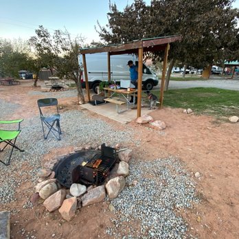 MOAB RIM RV CAMPARK - Updated April 2025 - 19 Photos & 54 Reviews ...