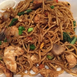 NAING MYANMAR FAMILY RESTAURANT - Updated January 2026 - 296 Photos ...