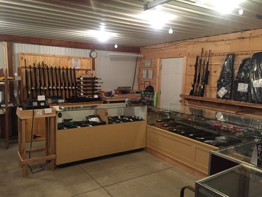 FIN, FUR & FEATHER - Updated August 2025 - 2 Woodridge Ct, Randolph ...