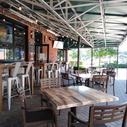 BROOK’S KITCHEN & TAP - Updated December 2025 - 232 Photos & 229 ...