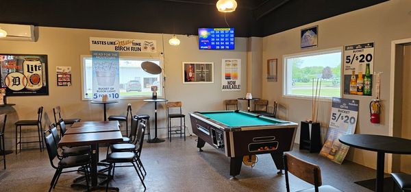 BIRCH RUN DELI - Updated January 2026 - 101 Photos & 151 Reviews - 8501 ...