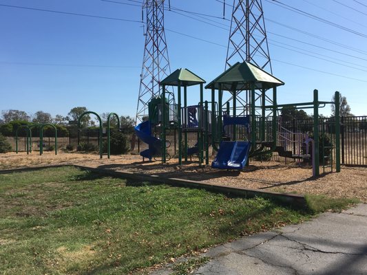 BAYSIDE MANOR PARK - Updated March 2026 - End Of Lerida Ave, Millbrae ...
