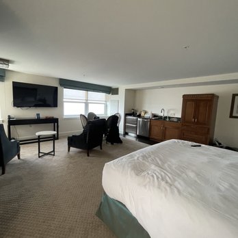 THE EDGEWATER HOTEL - Updated July 2024 - 222 Photos & 193 Reviews ...