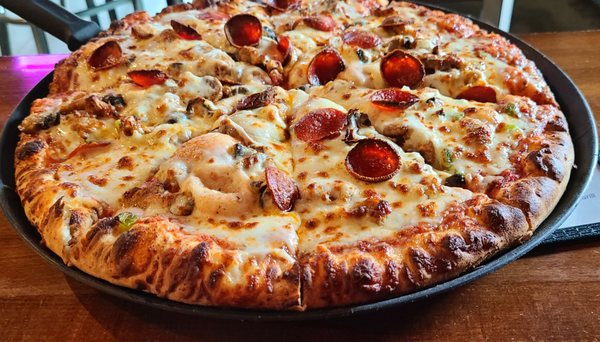 TIMBER CREEK PIZZA PUB & GRILL - Updated December 2025 - 100 Photos ...