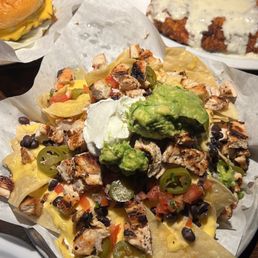 ROADRUNNER SALOON - Updated July 2025 - 185 Photos & 261 Reviews - 921 ...