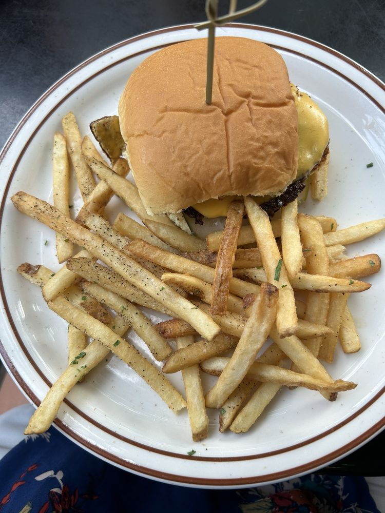 THE LANSDOWNE PUB - Updated December 2025 - 169 Photos & 472 Reviews ...