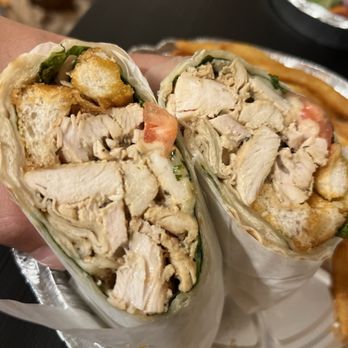 CHILLERS GRILL - Updated December 2025 - 352 Photos & 525 Reviews ...