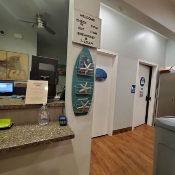 CAROUSEL BEACH INN - Updated July 2025 - 217 Photos & 229 Reviews - 110 ...