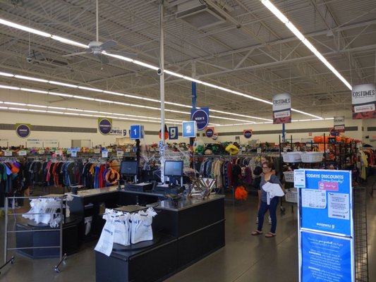 GOODWILL - Updated December 2025 - 10005 W Camelback Rd, Phoenix ...