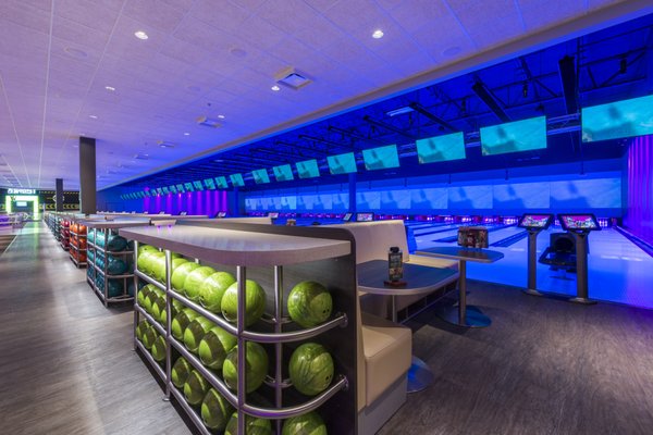 MAIN EVENT AVONDALE - Updated December 2025 - 206 Photos & 369 Reviews ...