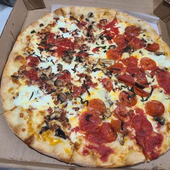 ITALIAN CORNER DELI BY MASSIMO - Updated November 2025 - 49 Photos & 95 ...