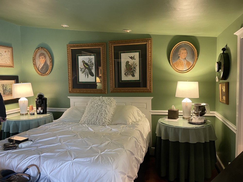 PORCHES ON THE TOWPATH - BED & BREAKFAST - Updated October 2024 - 117 ...