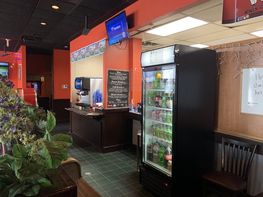 ROADHOUSE WINGS & GRILLE - Updated December 2025 - 72 Photos & 139 ...