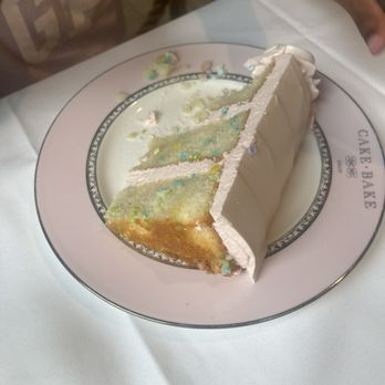 THE CAKE BAKE SHOP BY GWENDOLYN ROGERS-BROAD RIPPLE VILLAGE - Updated ...