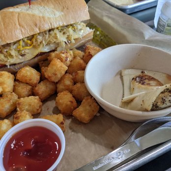 KICKSTAND KITCHEN - Updated April 2025 - 62 Photos & 73 Reviews - 507 W ...