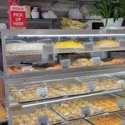 LONG’S FAMILY PASTRY - 783 Photos & 339 Reviews - Bakeries - 715 N ...