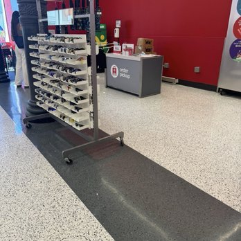 TARGET - Updated September 2025 - 93 Photos & 21 Reviews - 600 Broadway ...