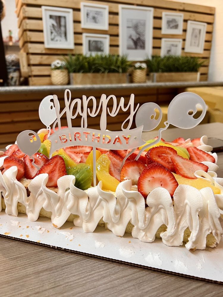 PACIFIC BAKERY - 100 Photos & 158 Reviews - 1180 S Bristol St, Santa ...