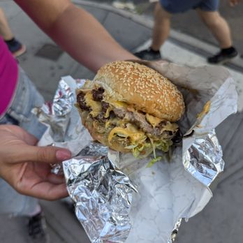 SMACKING BURGER - Updated July 2024 - 63 Photos & 26 Reviews - 51-63 ...