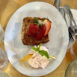 OVER EASY - Updated June 2024 - 2535 Photos & 1496 Reviews - 418 Kuulei ...