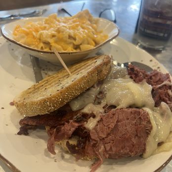 SEPTEMBERS TAPROOM & EATERY - REDLANDS - Updated August 2025 - 574 ...