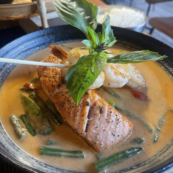 26 THAI KITCHEN & BAR - PERIMETER - Updated November 2025 - 452 Photos ...