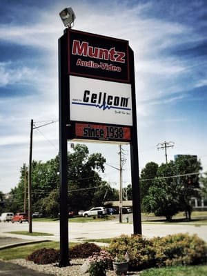 MUNTZ AUDIO-VIDEO - Updated May 2026 - 16 Photos - 1619 Shawano Ave ...