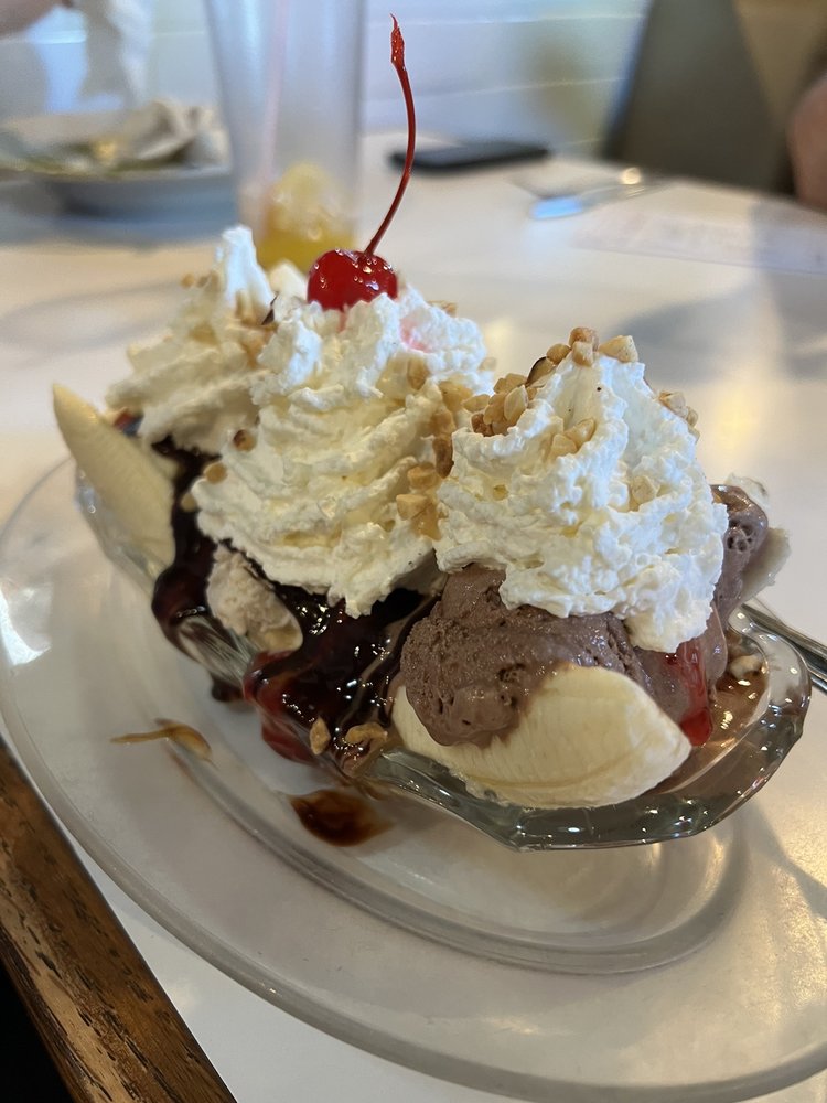 VELVET GRILL & CREAMERY - 177 Photos & 251 Reviews - 1421 S Ham Ln ...