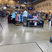 FIN FEATHER FUR OUTFITTERS - ASHLAND - 37 Photos & 25 Reviews - 652 US ...