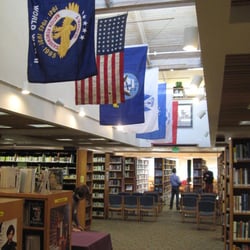 LAKE OSWEGO PUBLIC LIBRARY - 31 Photos & 20 Reviews - 706 4th St, Lake ...