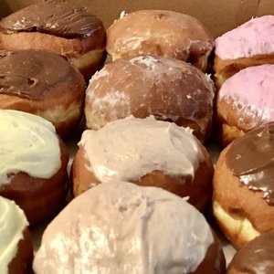 MANNINO’S BAKERY - 102 Photos & 135 Reviews - Bakeries - 4062 17 Mile ...