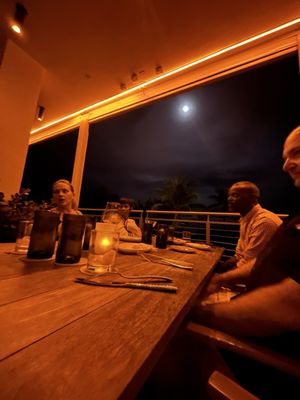 OCEANIC - Updated March 2025 - 1373 Photos & 1062 Reviews - 250 North ...