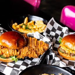 BURGER PUNK - BRITTON DISTRICT - Updated July 2025 - 48 Photos & 25 ...