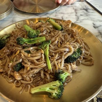 RUAM MIT THAI + LAO FOOD - Updated July 2025 - 410 Photos & 363 Reviews ...