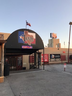 BILLY BOB’S TEXAS - 358 Photos & 401 Reviews - Music Venues - 2520 ...