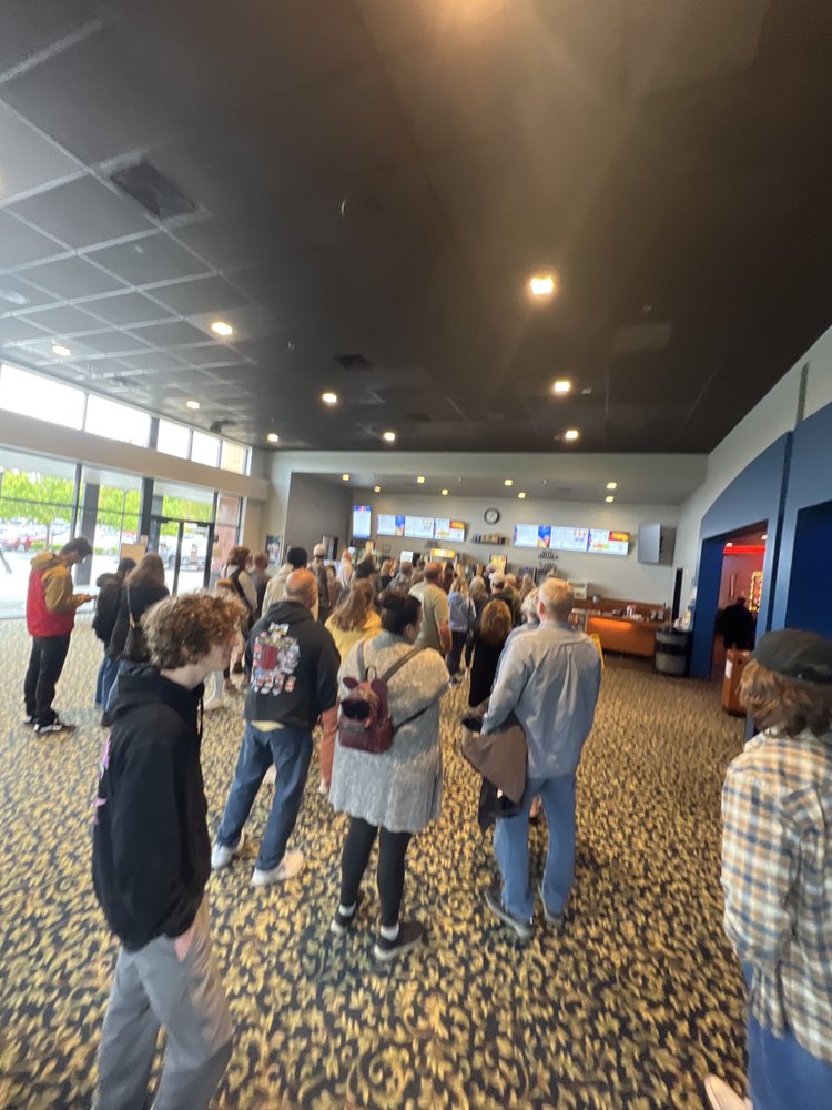 SANDY CINEMA - Updated October 2025 - 28 Reviews - 16605 Champion Way, Sandy, Oregon - Cinema ...