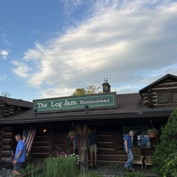 THE LOG JAM RESTAURANT - Updated November 2024 - 570 Photos & 709 ...