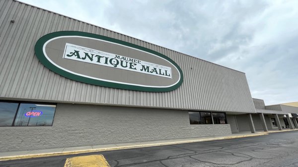 MAUMEE ANTIQUE MALL - Updated December 2025 - 90 Photos & 59 Reviews ...