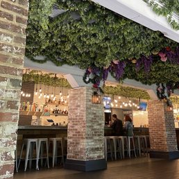 SOUTH HOUSE GARDEN - Updated May 2025 - 563 Photos & 260 Reviews - 317 ...