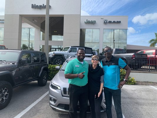 NAPLES CHRYSLER DODGE JEEP RAM - 40 Photos & 247 Reviews - 6381 Airport ...