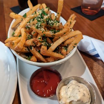 COOK - Updated September 2025 - 108 Photos & 102 Reviews - 109 Chapel ...