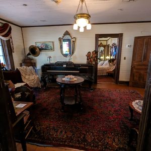 HICKORY MUSEUM OF ART - Updated June 2025 - 58 Photos - 243 3rd Ave NE ...